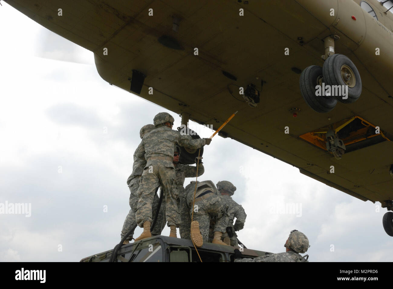 Soldiers of the 45th IBCT participate in sling load training with ...