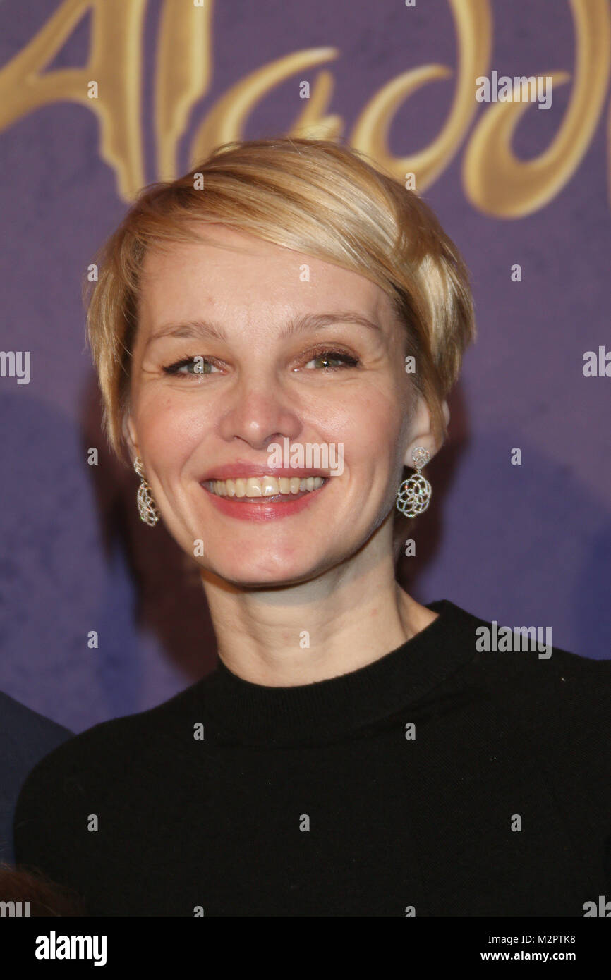 Susan atwell where hi-res stock photography and images - Alamy