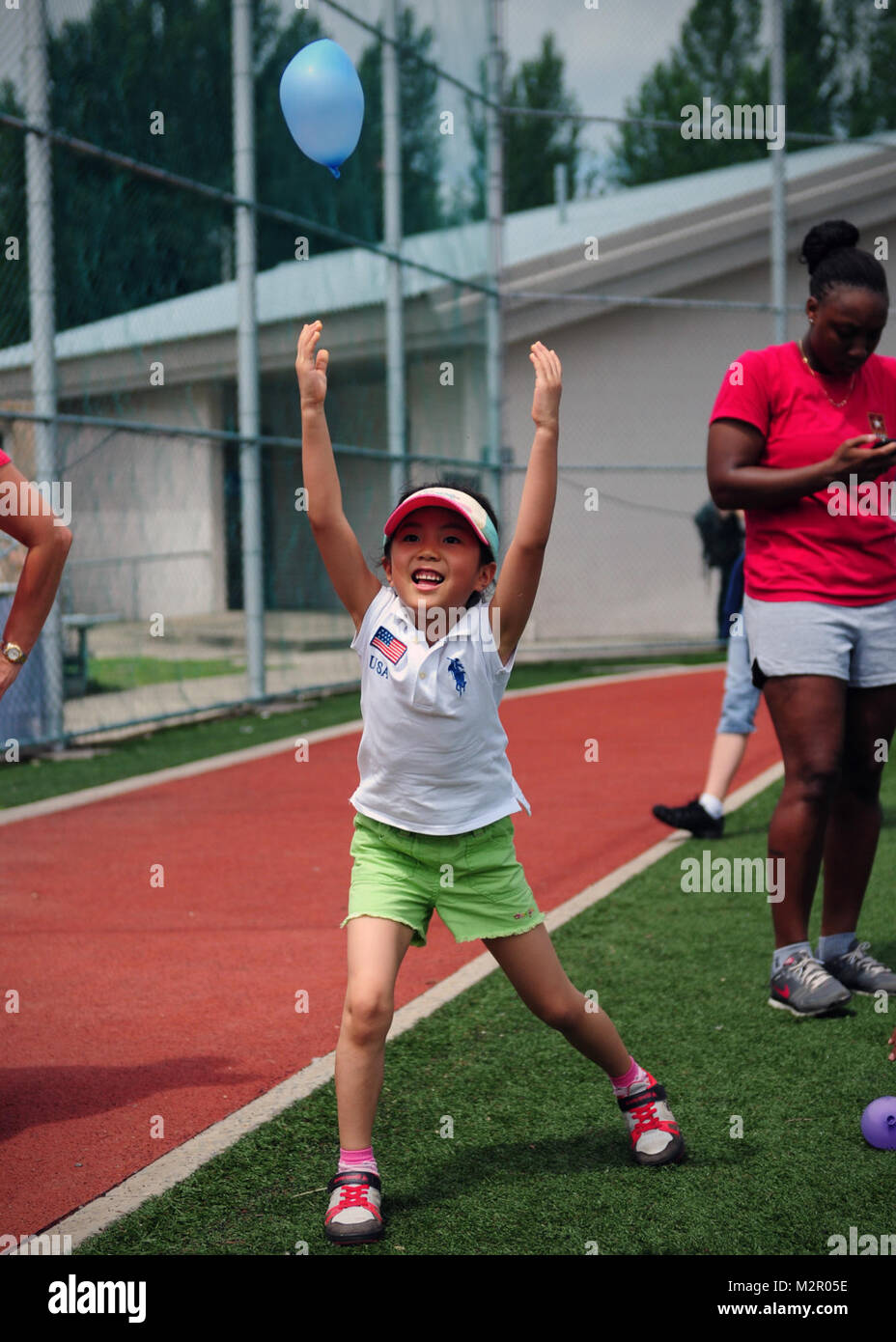 Members of the 501st Special Troops Battalion participate in ...