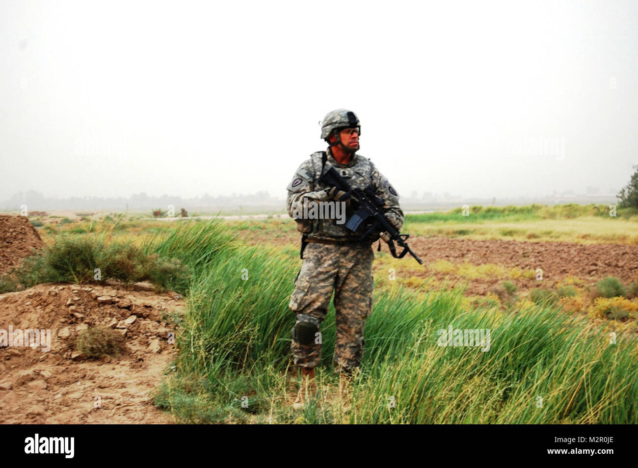 Command Sgt. Maj. Ray Devens, command sergeant major of the 25th ...
