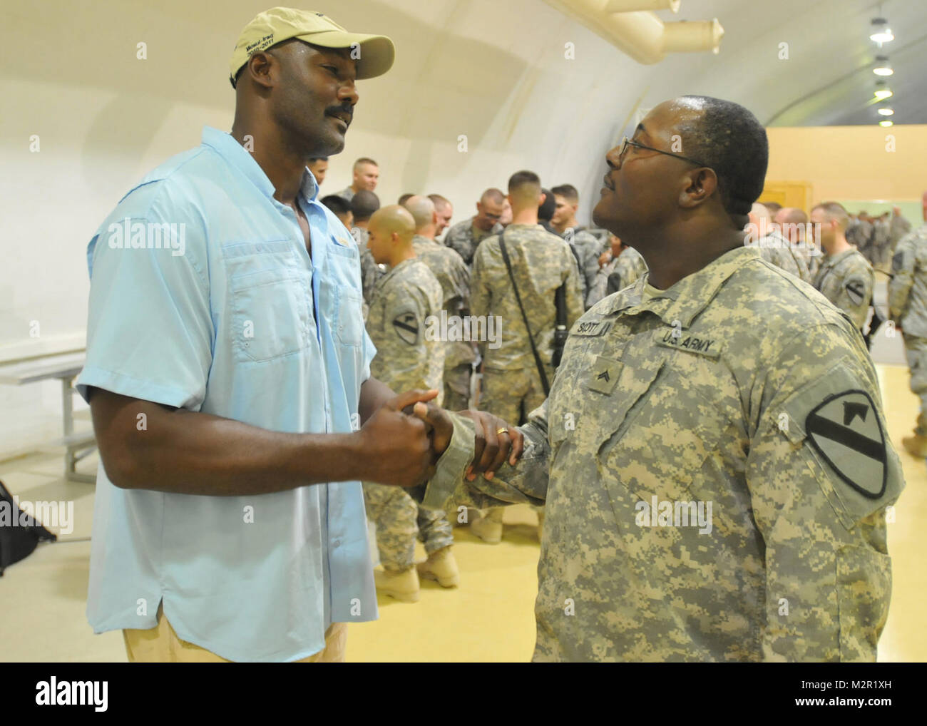 Soldier meets former NBA star. CONTINGENCY OPERATING SITE MAREZ, Iraq ...