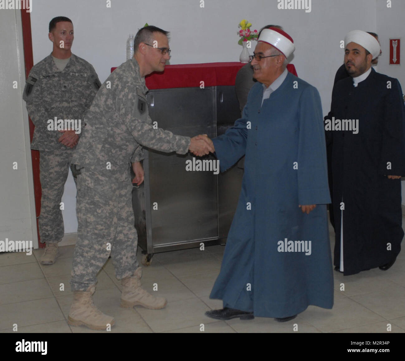 Contingency operating site warrior hi-res stock photography and images ...