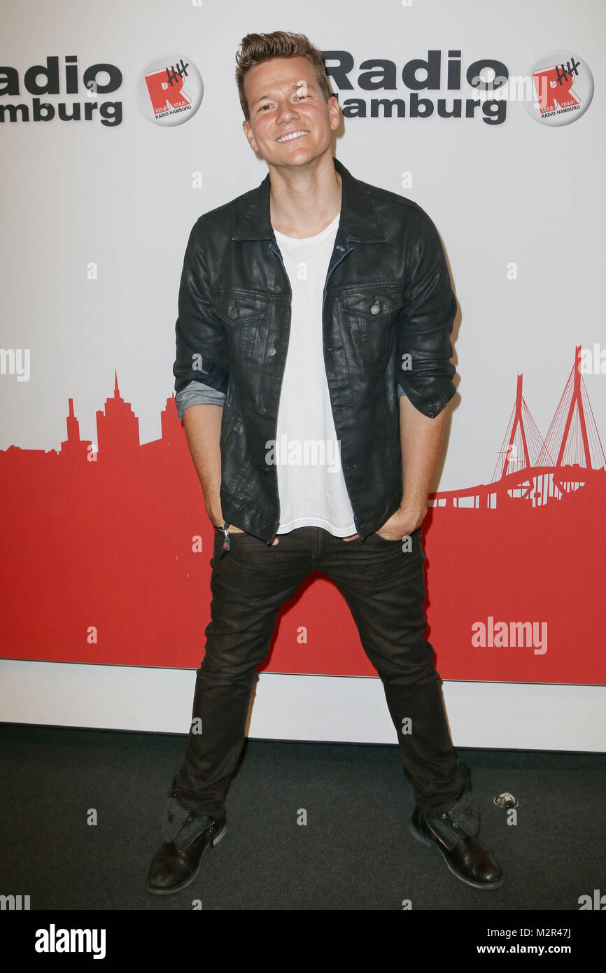 Youtube stars hi-res stock photography and images - Alamy