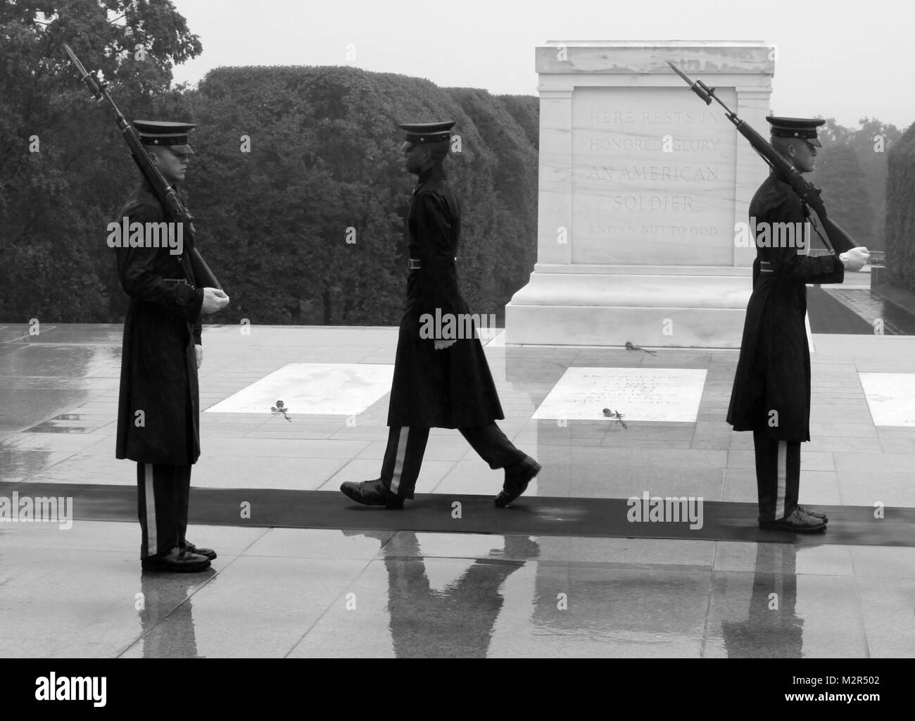 Tomb Sentinels from the Old Guard begins the Changing of the Guard ...