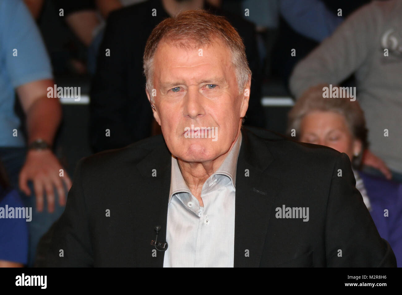 Sir geoff hurst hi-res stock photography and images - Alamy