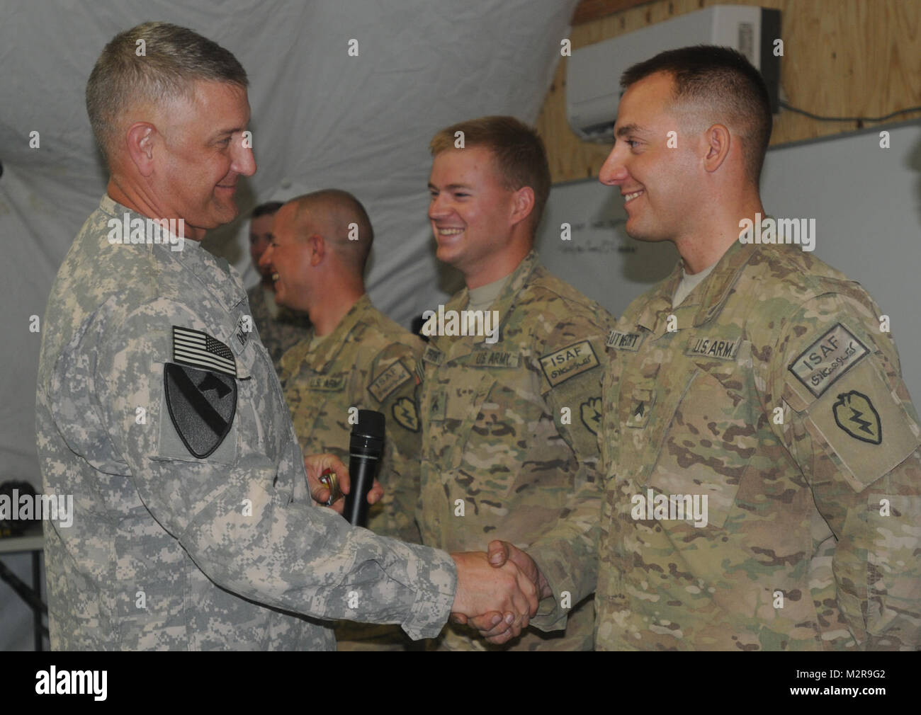 Raymond F. Chandler III, the Sergeant Major of the Army, visits with ...