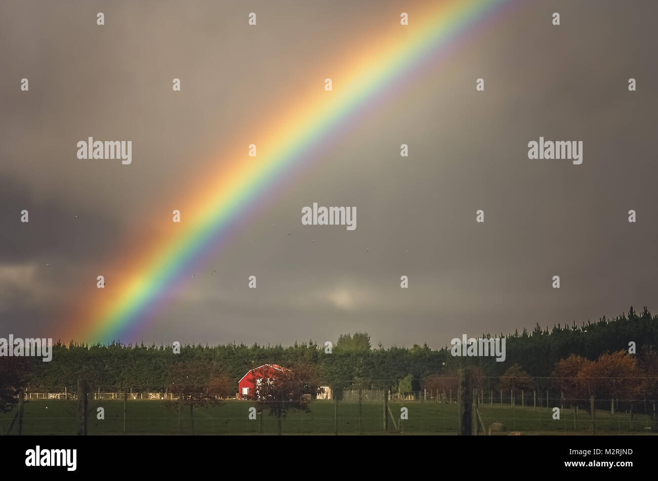 Full arc of rainbow hi-res stock photography and images - Alamy