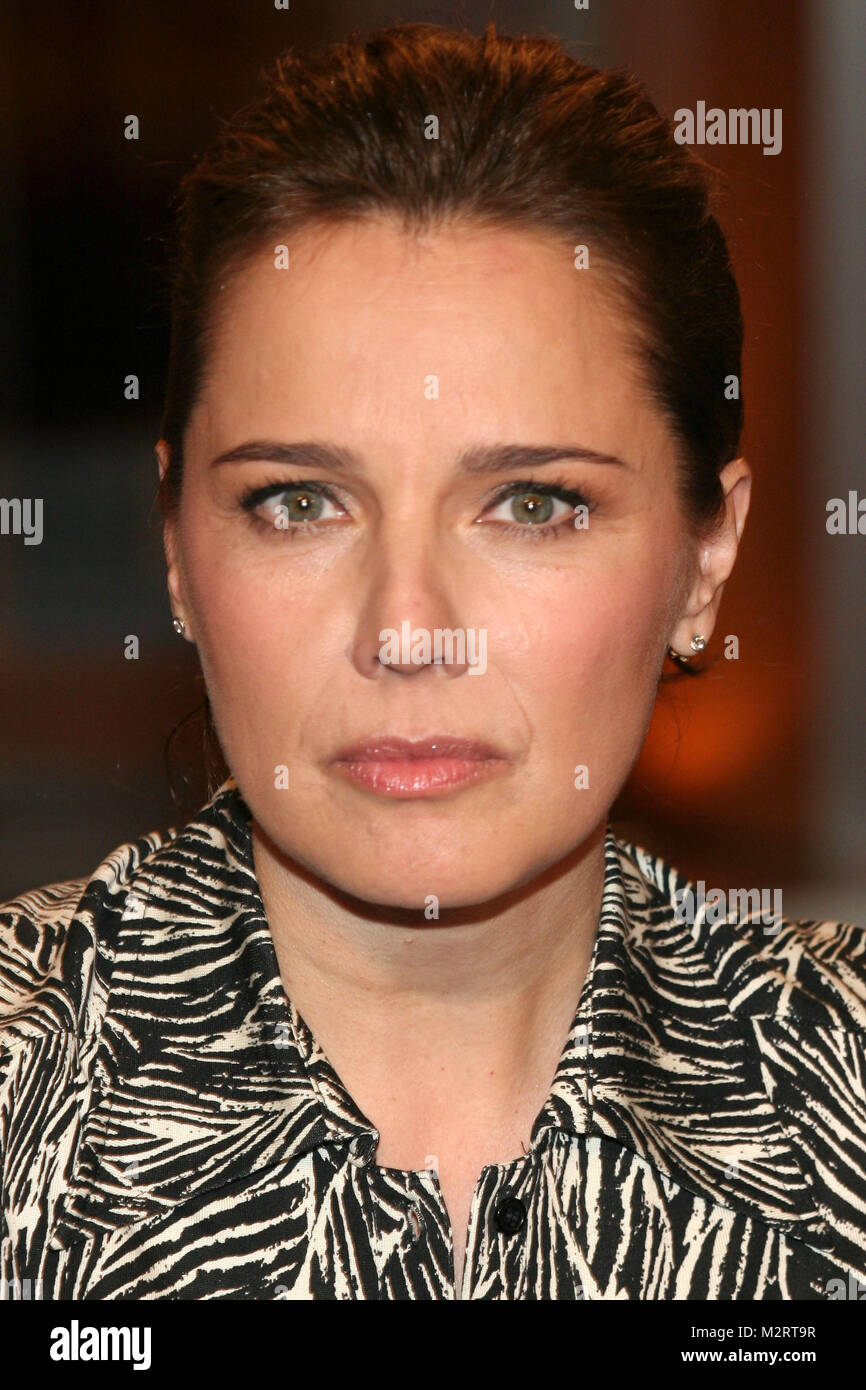 Désirée nosbusch desiree nosbusch hi-res stock photography and images ...