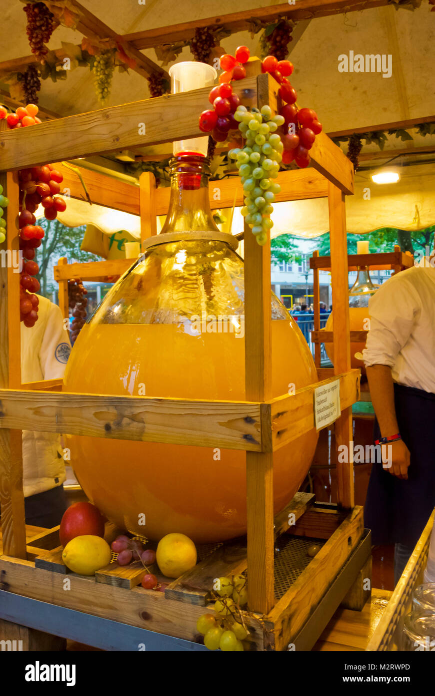 Traubensaft, Traubenmost, must, young wine, Autumn market, Gerhart ...