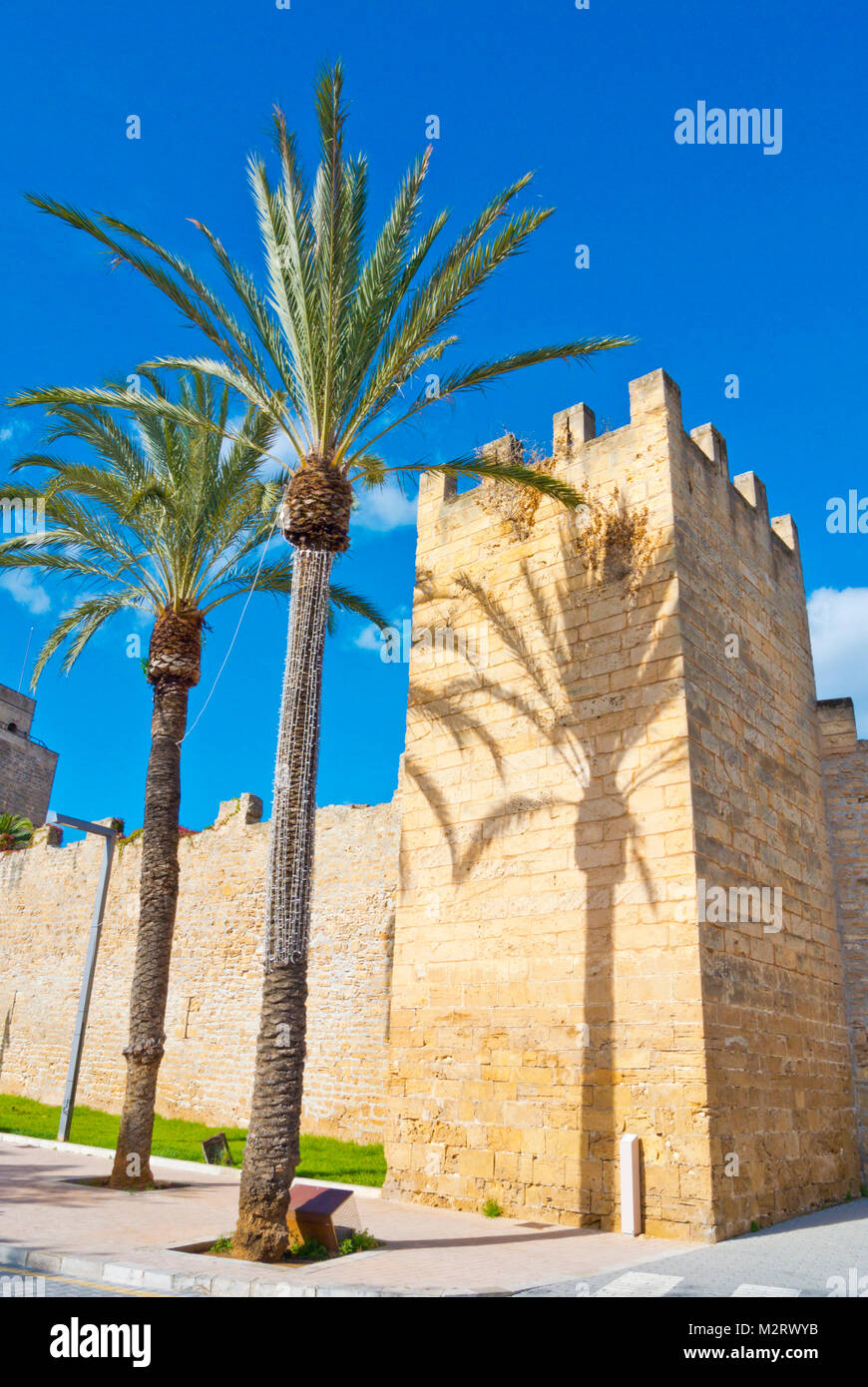 Alcudia mallorca old town hi-res stock photography and images - Alamy