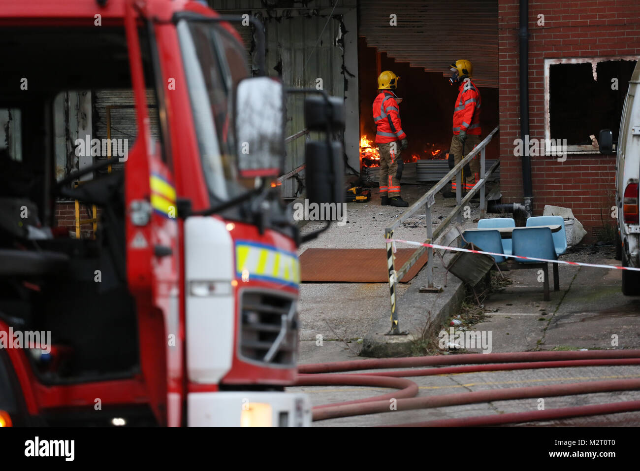 Rochdale, UK. 8th February, 2018. Fire fighters assessing a blaze at ...