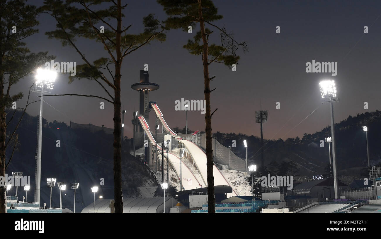 Pyeongchang, South Korea. 08th Feb, 2018. The Olympic ski jumping ramp ...