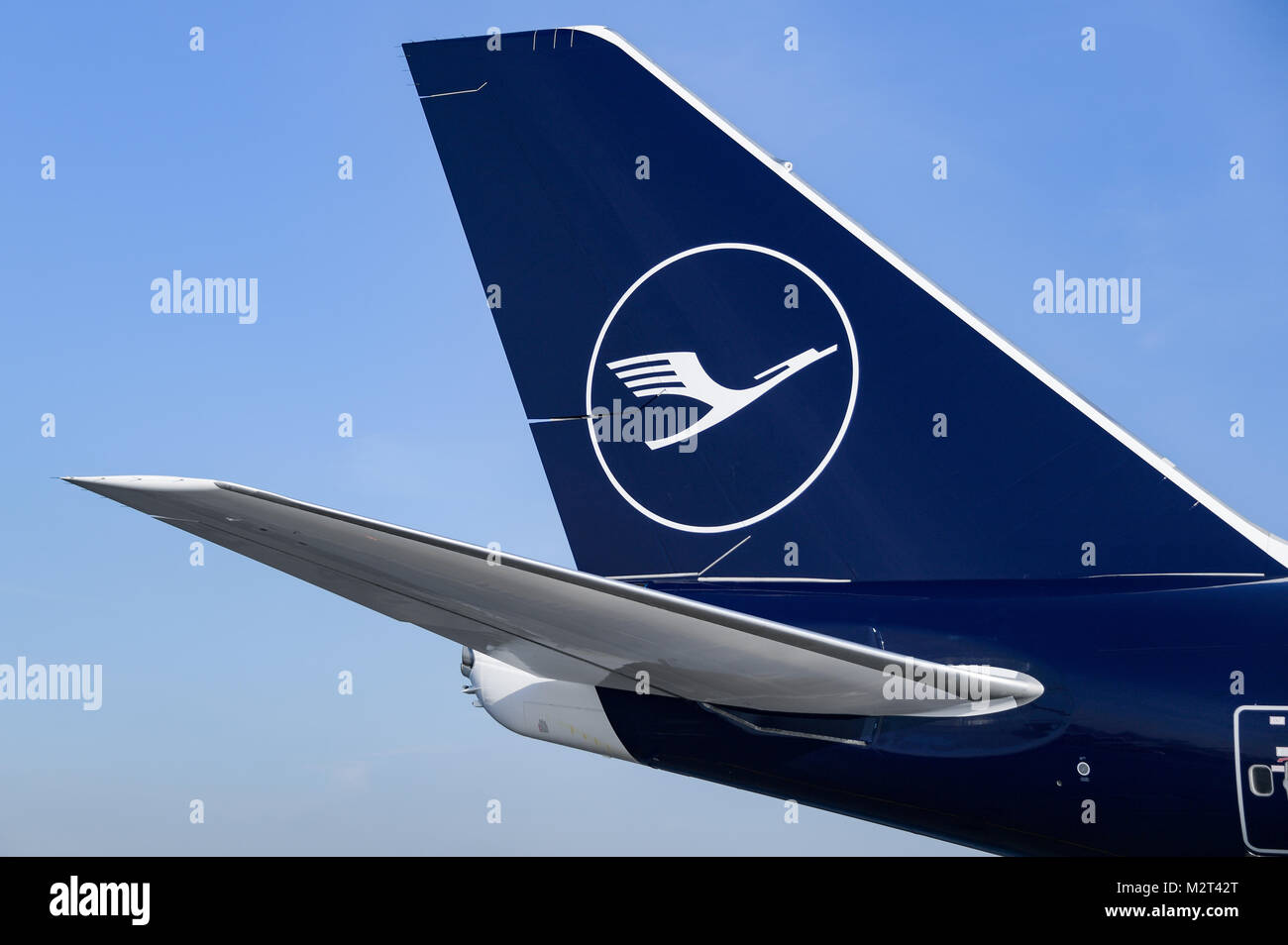 Hamburg, Germany. 08th Feb, 2018. A Lufthansa Boeing 747-8 featuring ...