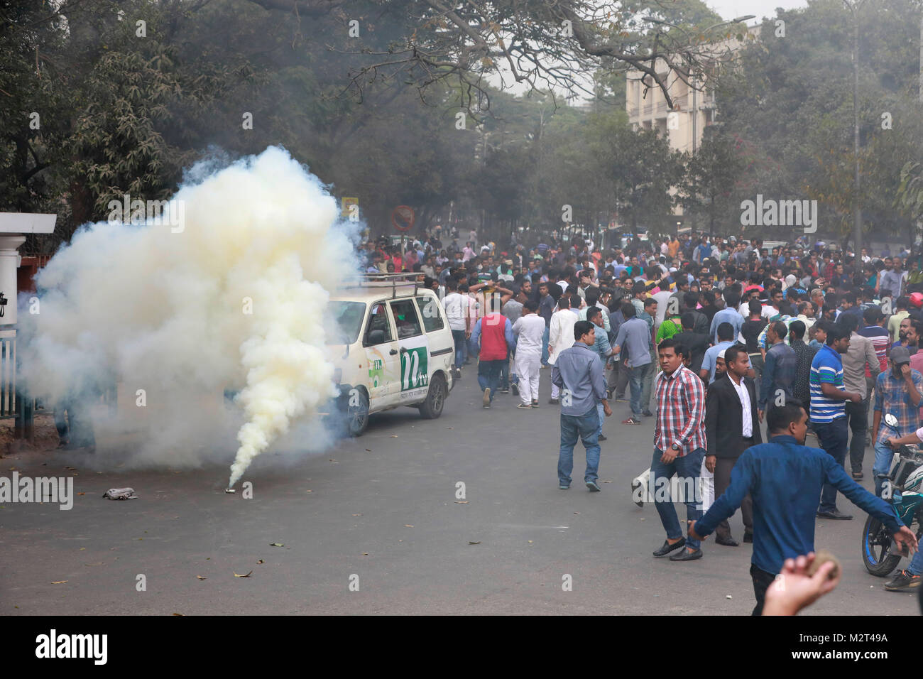 Tear shells hi-res stock photography and images - Alamy