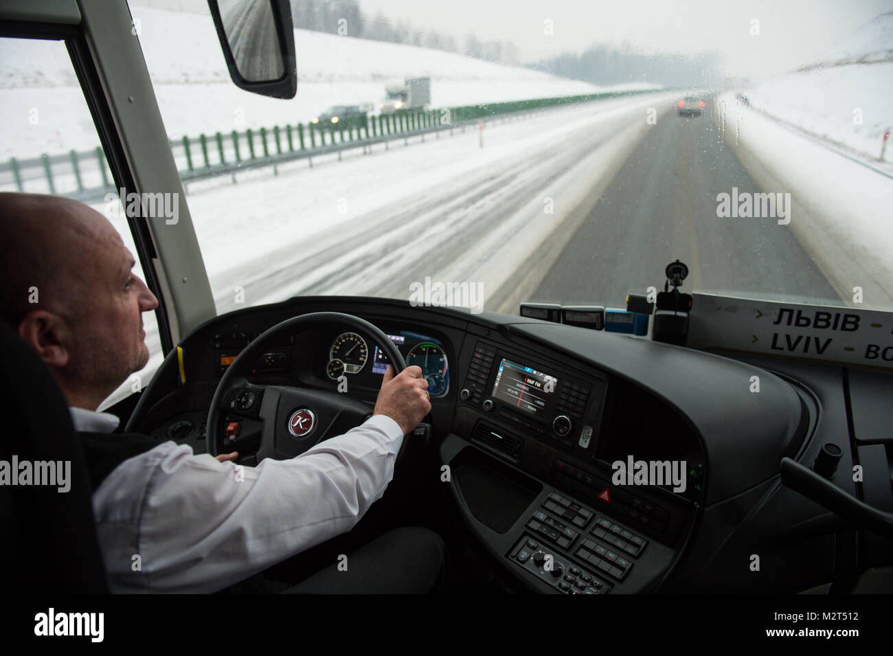 Leo express bus hi-res stock photography and images - Alamy