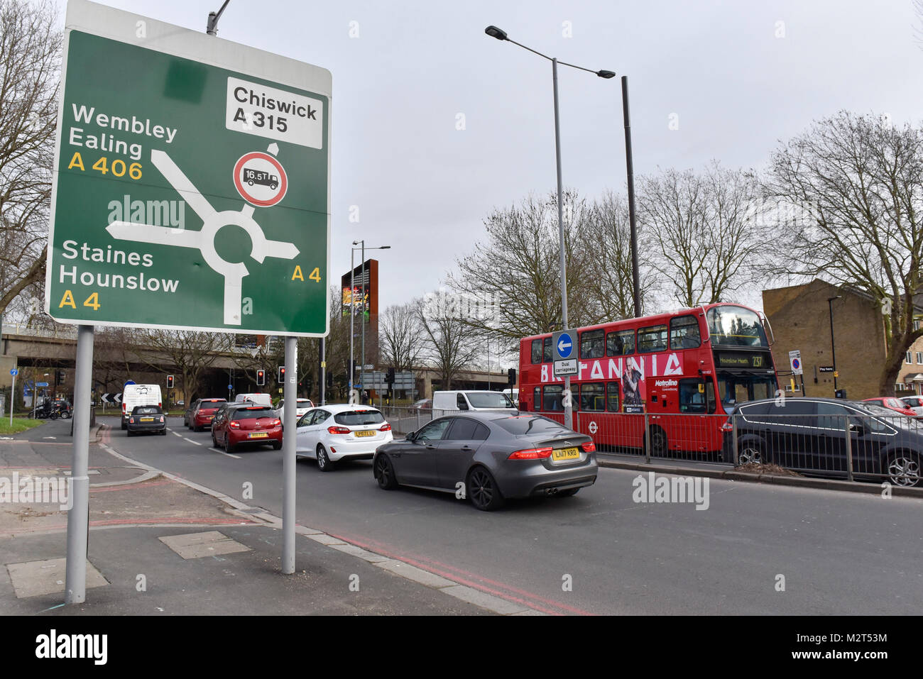 London, UK. 8th Feb, 2018. Drivers on the route from Chiswick ...