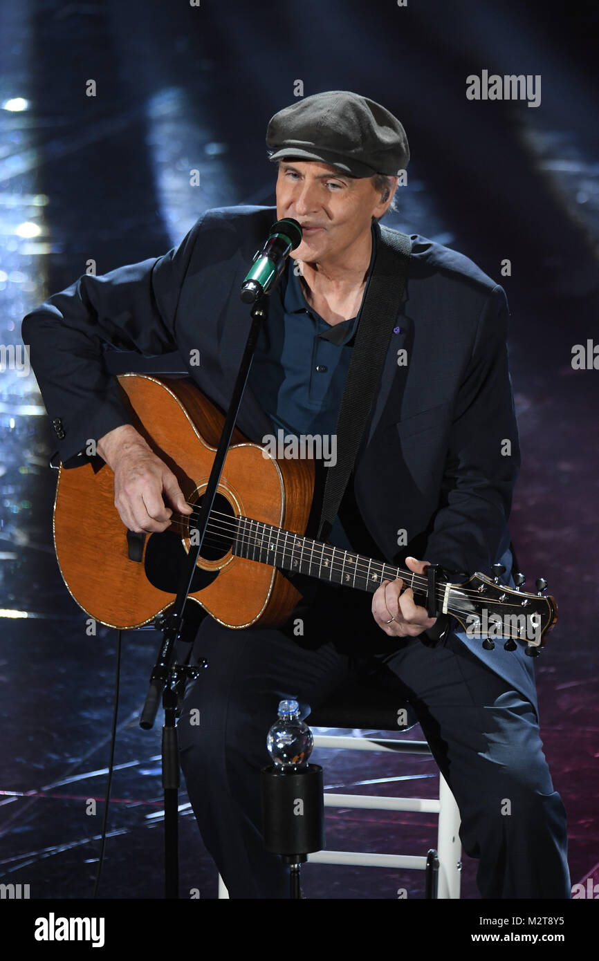 Sanremo. 68th Festival of the Italian Song. Third evening. In the photo ...