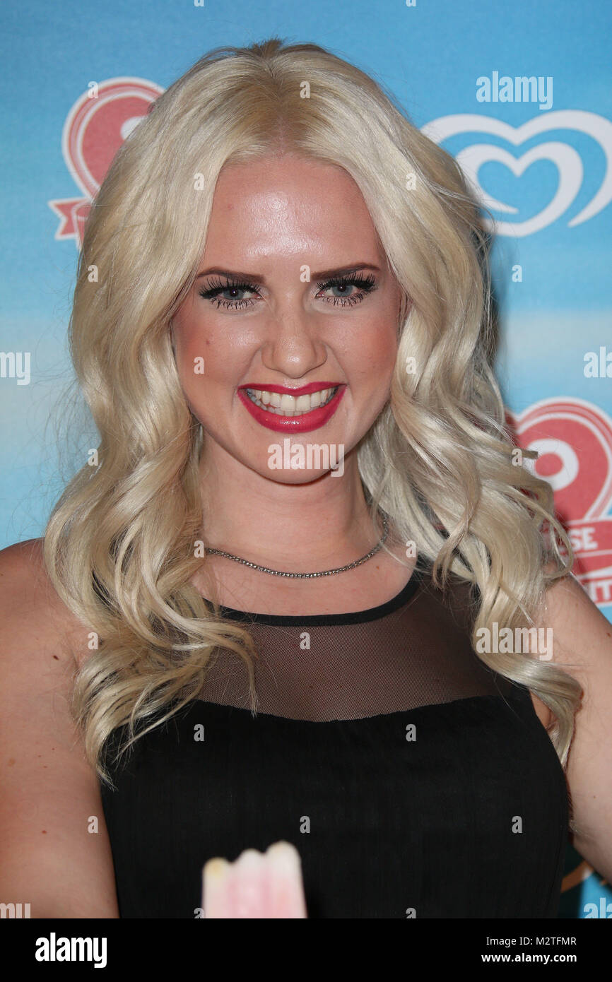 Sarah knappik hi-res stock photography and images - Alamy