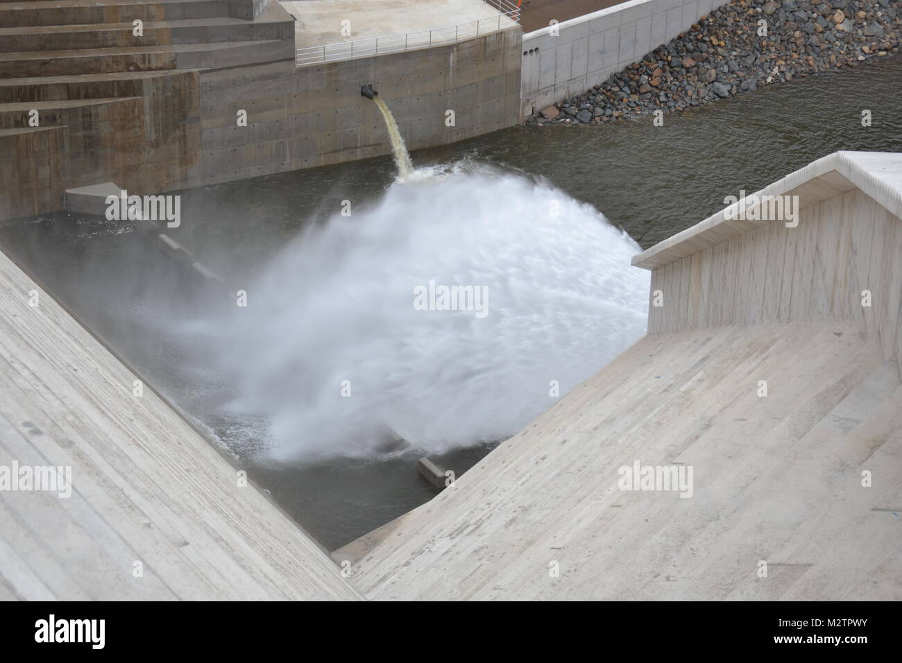 Cotter dam hi-res stock photography and images - Alamy