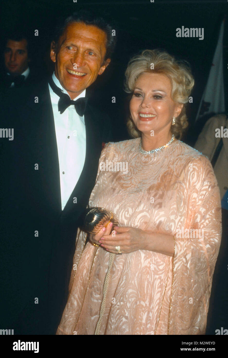LOS ANGELES, CA - MAY 13: Actress Zsa Zsa Gabor attends the Rudolph ...