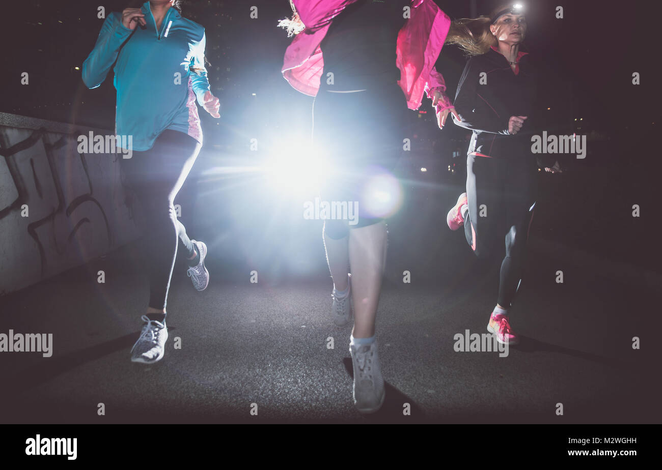 Fitness night center hi-res stock photography and images - Alamy