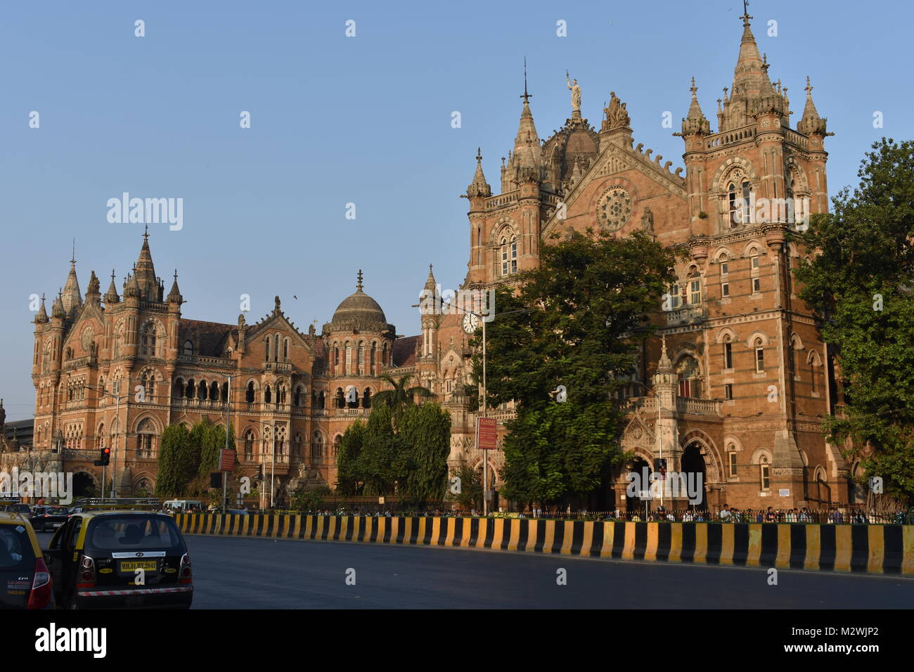 Mumbai central station hi-res stock photography and images - Alamy