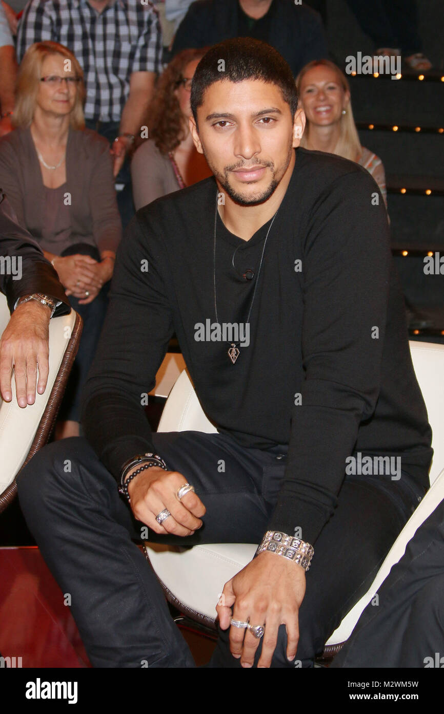 Andreas Bourani (Saenger), Lanz Sendung 1 vom 17.09.2014, Hamburg Stock Photo - Alamy