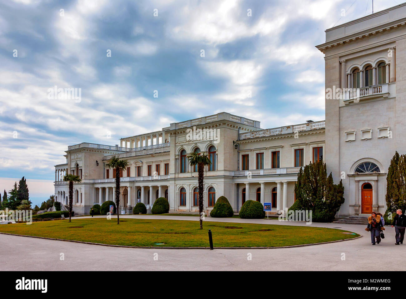 Ukraine yalta livadia palace summer hi-res stock photography and images ...
