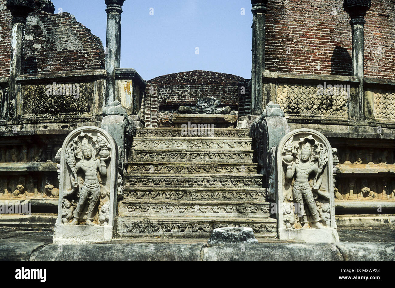 Polonnaruwa vatadage vantadage statue hi-res stock photography and ...