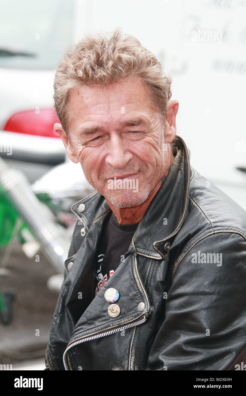 Zusammen logo hi-res stock photography and images - Alamy