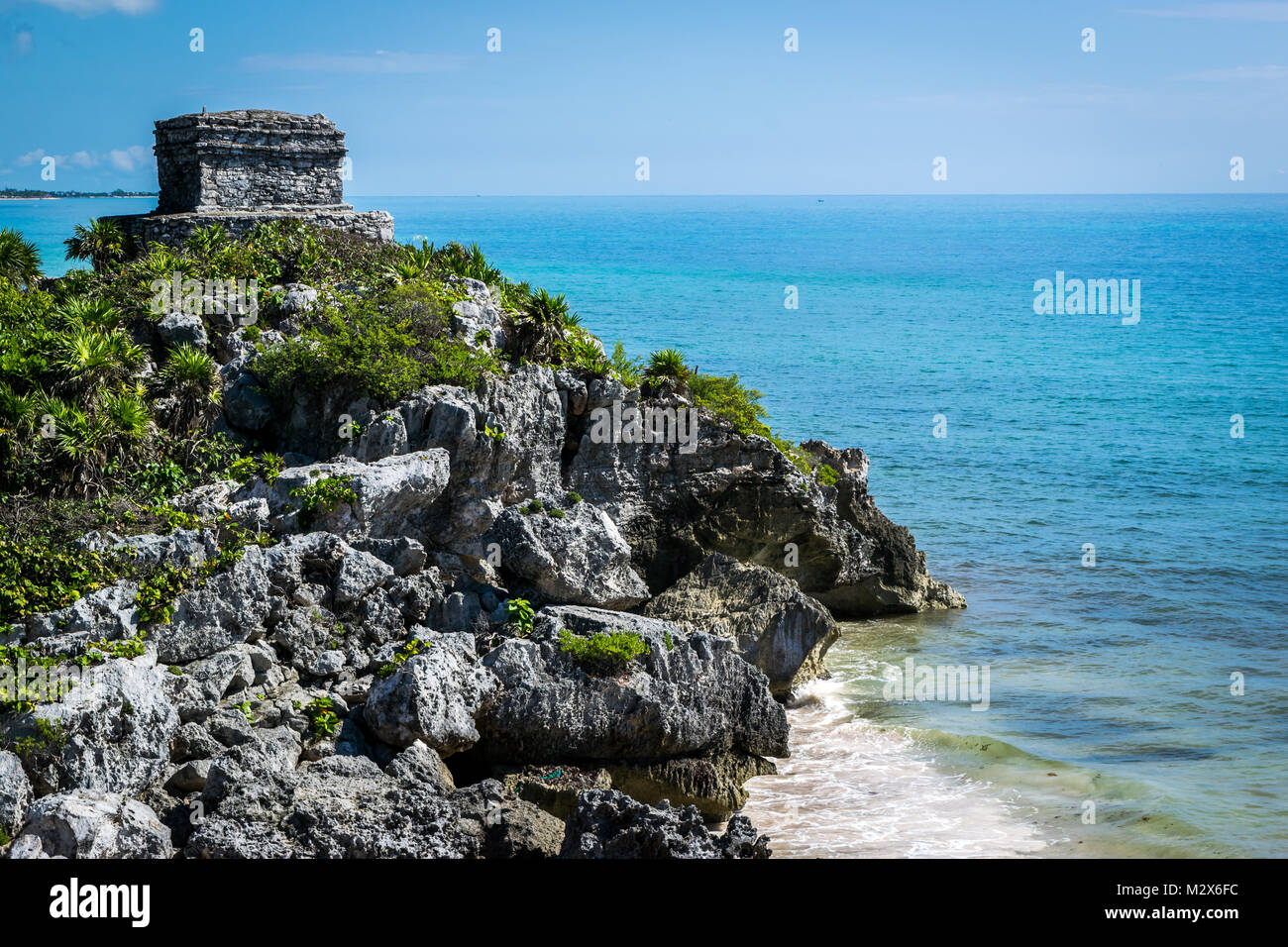 Mexico's beautiful Maya ruins in Tulum right at the beach Stock Photo ...