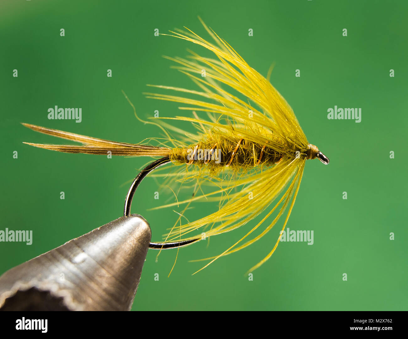 Olive Flymph Soft Hackle wet fly Hook: TMC 103BL No.11 Tail: silver ...