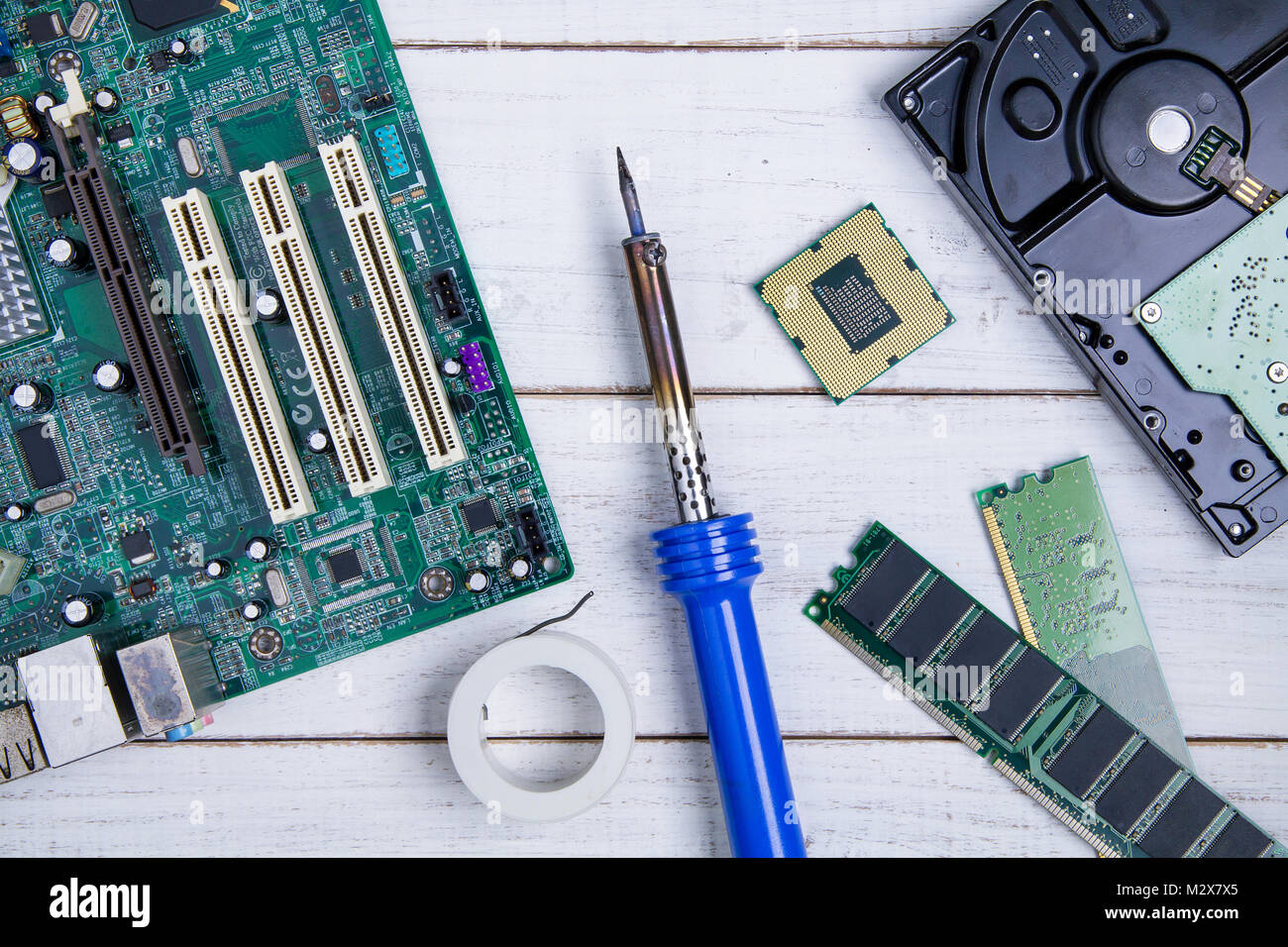 Computer motherboard, Computer Parts, Hard disk, Ram and equipment ...