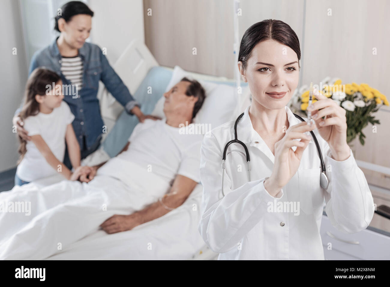 Ready for injection hi-res stock photography and images - Alamy