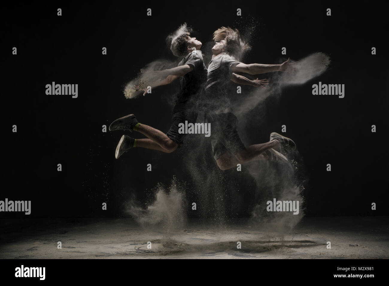 Jumping gracefully hi-res stock photography and images - Alamy