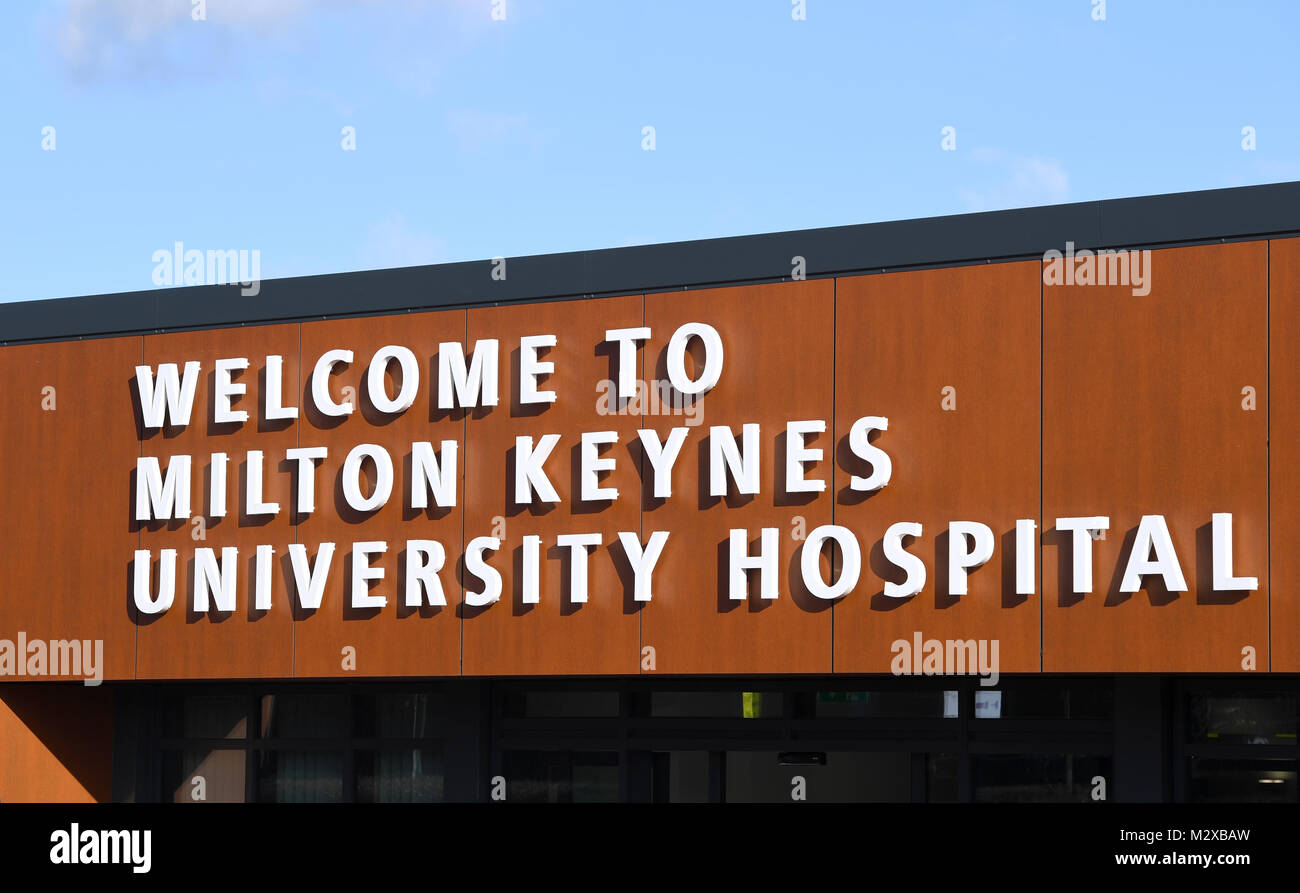 Milton keynes university hospital hi-res stock photography and images ...