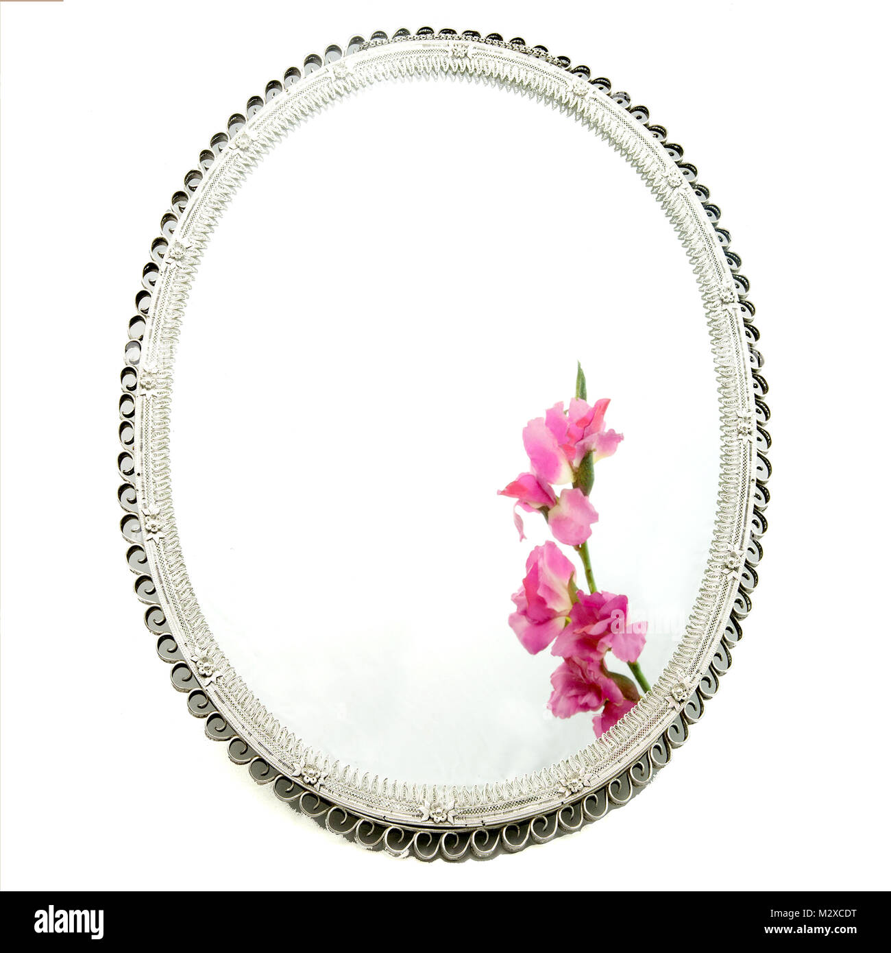 Gold works hi-res stock photography and images - Alamy