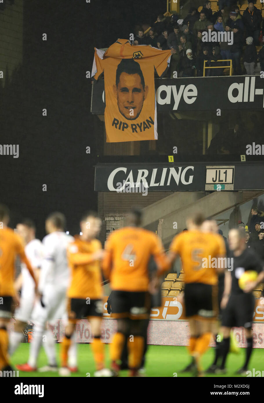 Wolverhampton Wanderers fans pay tribute to fan Ryan Passey who was ...
