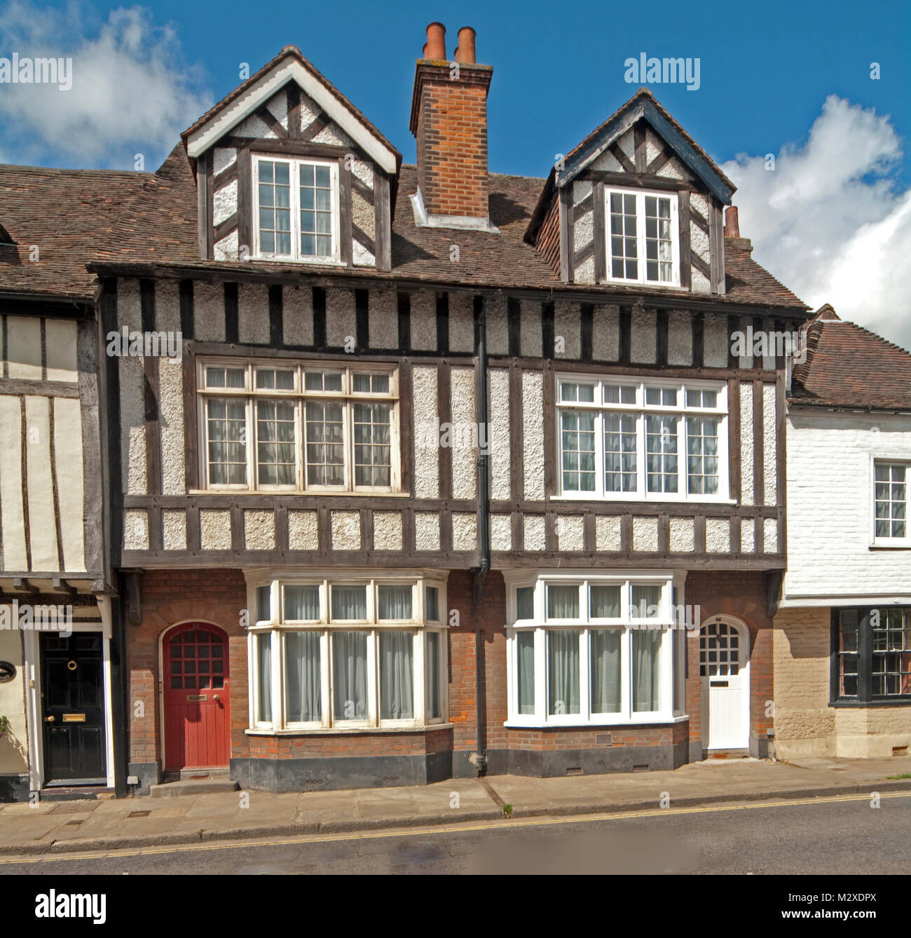 Tudor house england hi-res stock photography and images - Alamy