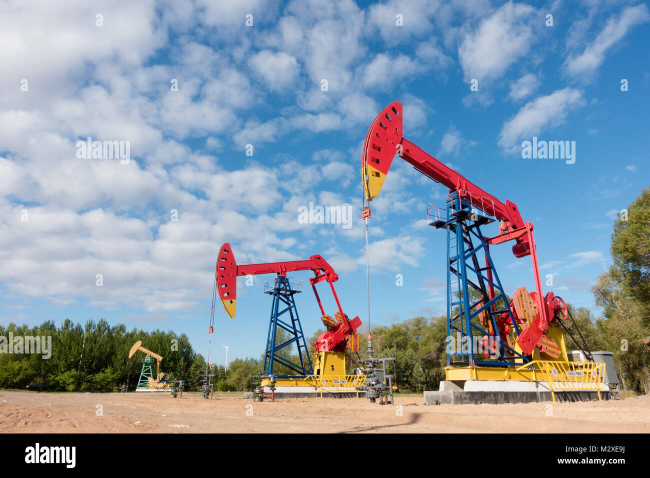 China oil rig heilongjiang High Resolution Stock Photography and Images ...