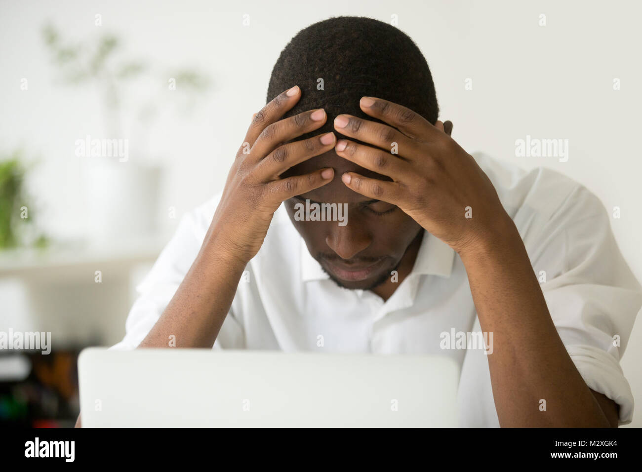 Feeling lost at work hi-res stock photography and images - Alamy
