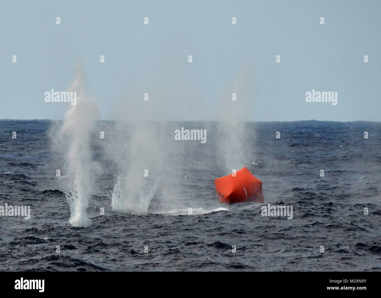 Target balloon hi-res stock photography and images - Alamy