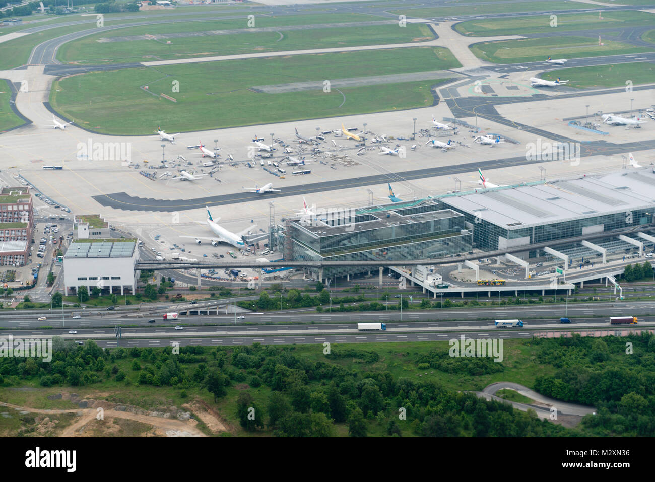 Germany, Hessia, Frankfurt, descent on the airport Stock Photo - Alamy
