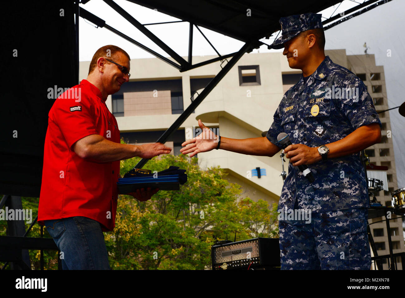 121020-N-TP834-624 by NavyMedicine Stock Photo - Alamy