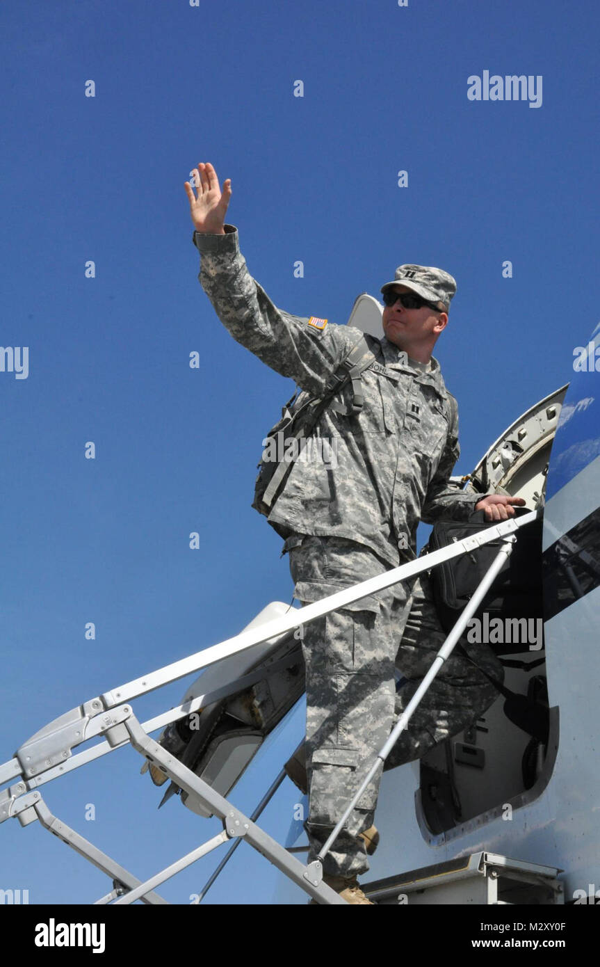 Waving Goodbye by The National Guard Stock Photo - Alamy