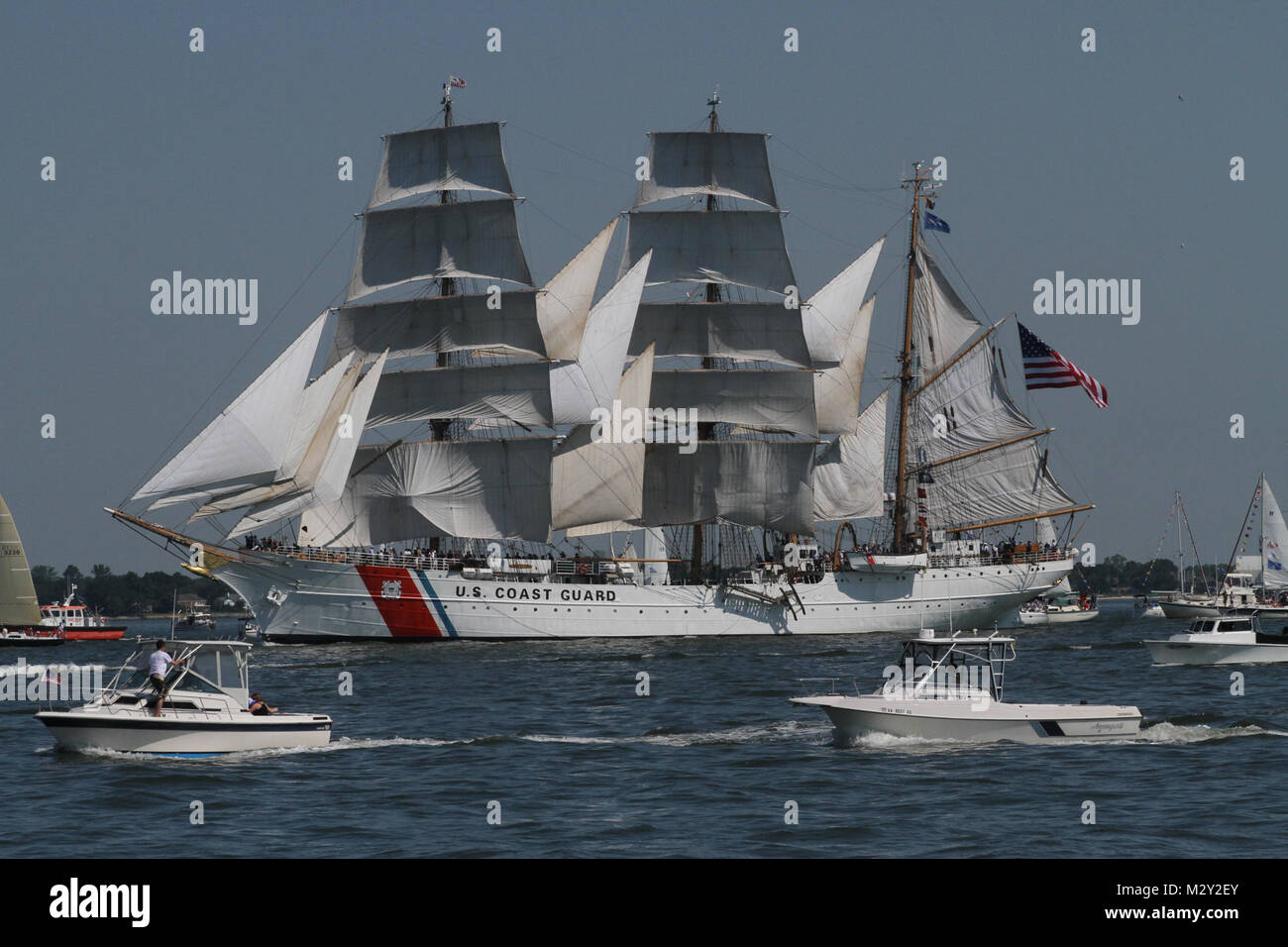 NORFOLK -- The U.S. Coast Guard Eagle sails down the Elizabeth River ...
