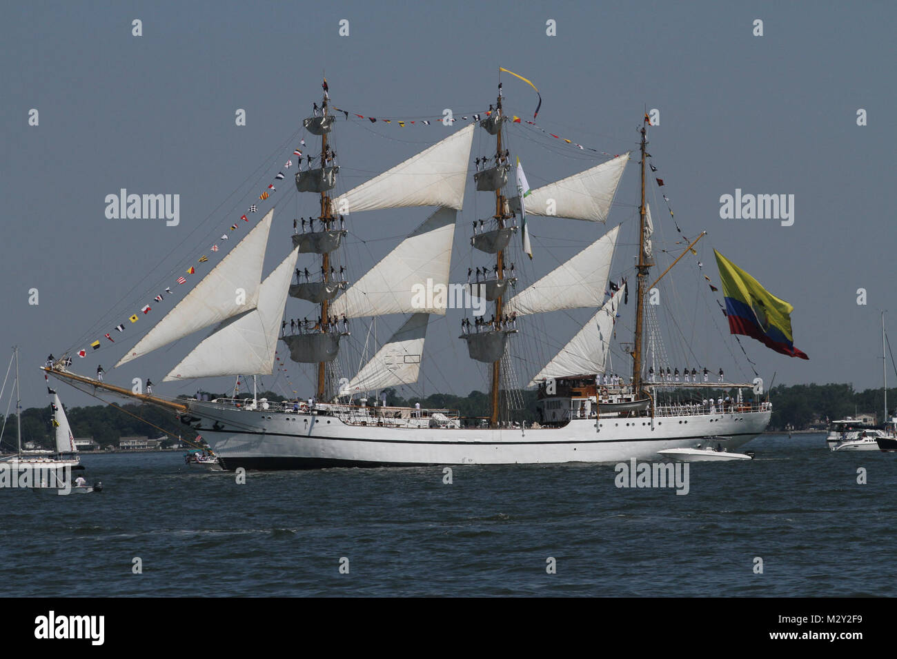 NORFOLK -- The Ecuadorian Naval Academy’s training ship, Guayas, sails ...