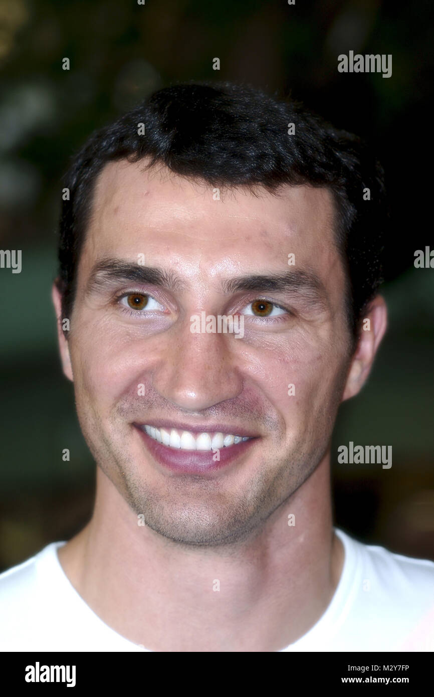 Wladimir klitschko portrait hi-res stock photography and images - Alamy
