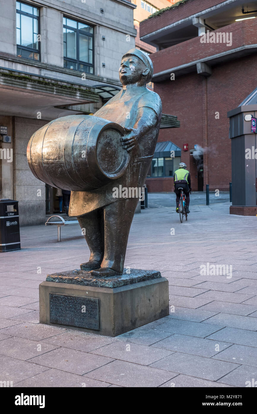 Leeds, St Johns Centre, Dortmund Drayman sculpture celebrating twinning ...
