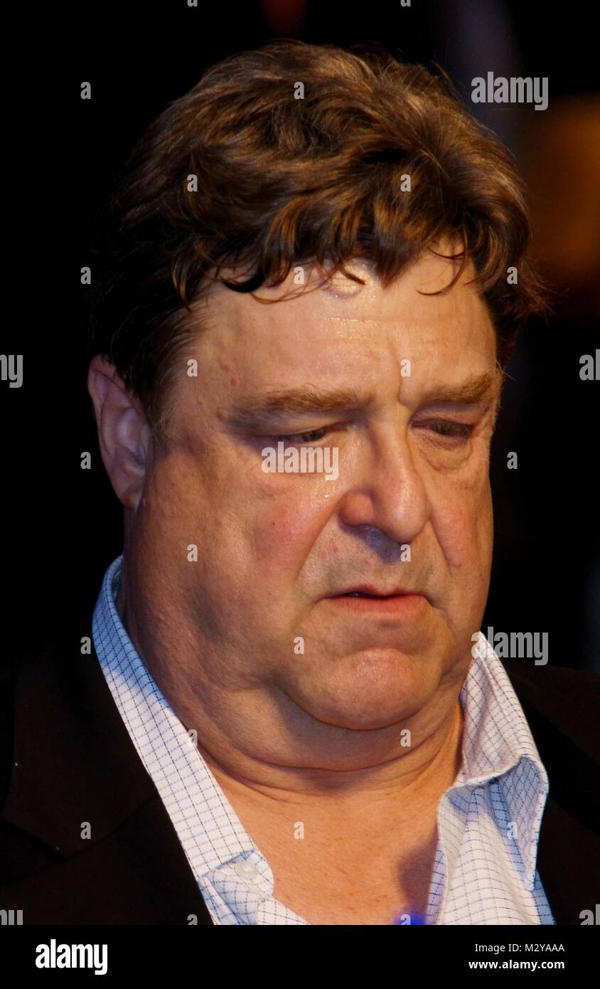 John Goodman bei der Europapremiere Speed Racer im Berliner CineStar am ...